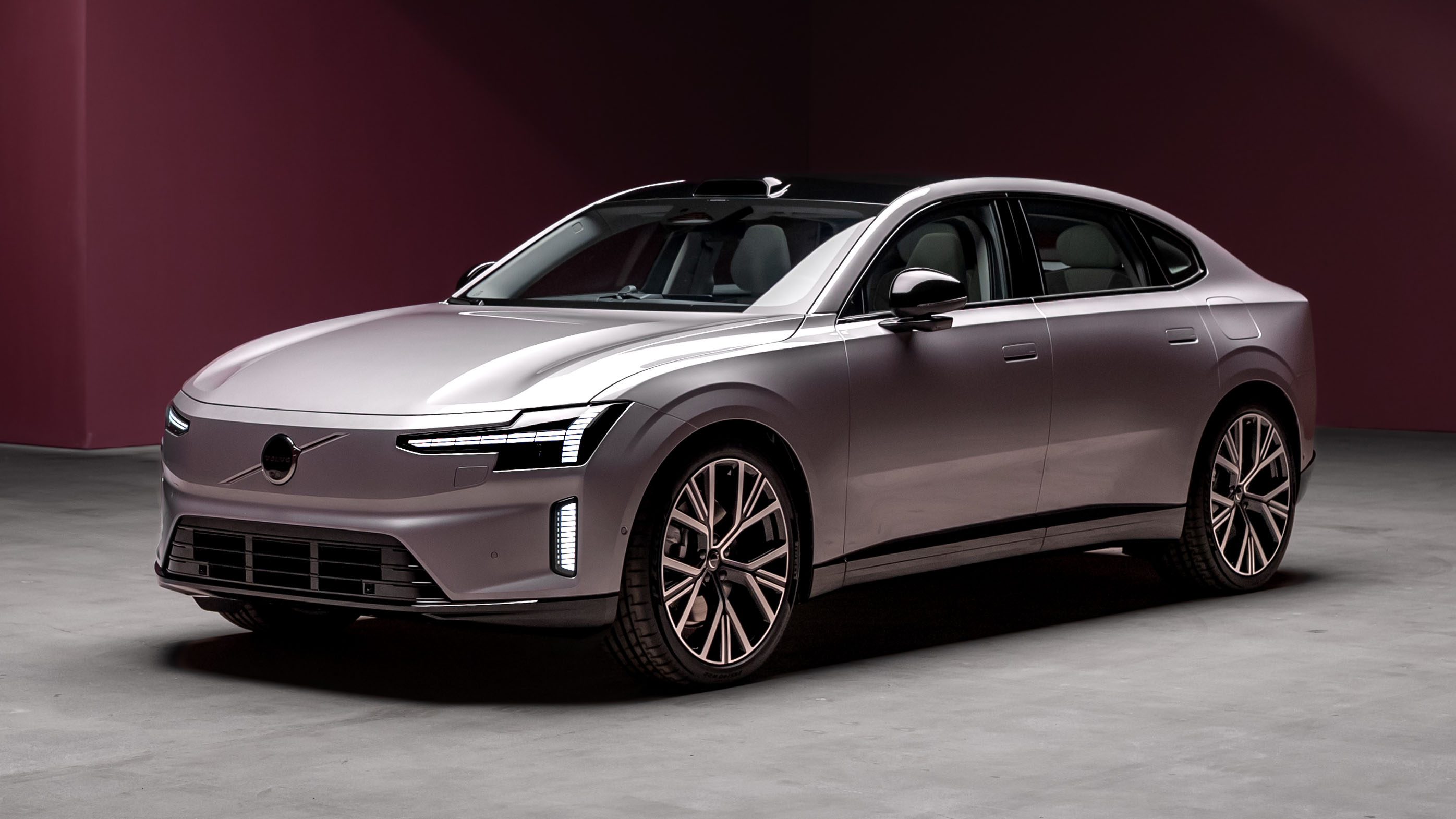 Is it a saloon? Is it a fastback? No, it's the new, £70k+ Volvo ES90 electric car | Top Gear